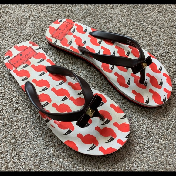 kate spade | Shoes | Kate Spade Bird Toucan Rubber Bow Thong Sandals 6 ...